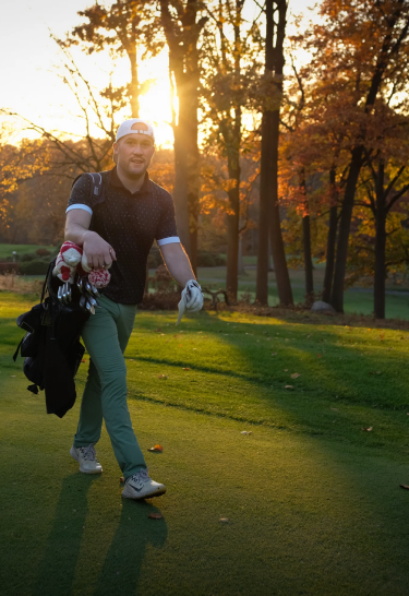 A Family Business – REDVANLY